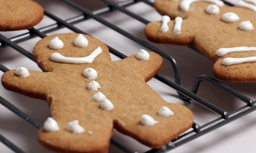 Gingerbread Man Cookies Recipe | Laura in the Kitchen - Internet ...