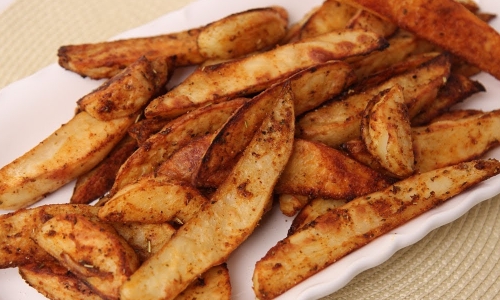 Spicy Roasted Potato Fries Recipe | Laura in the Kitchen - Internet ...